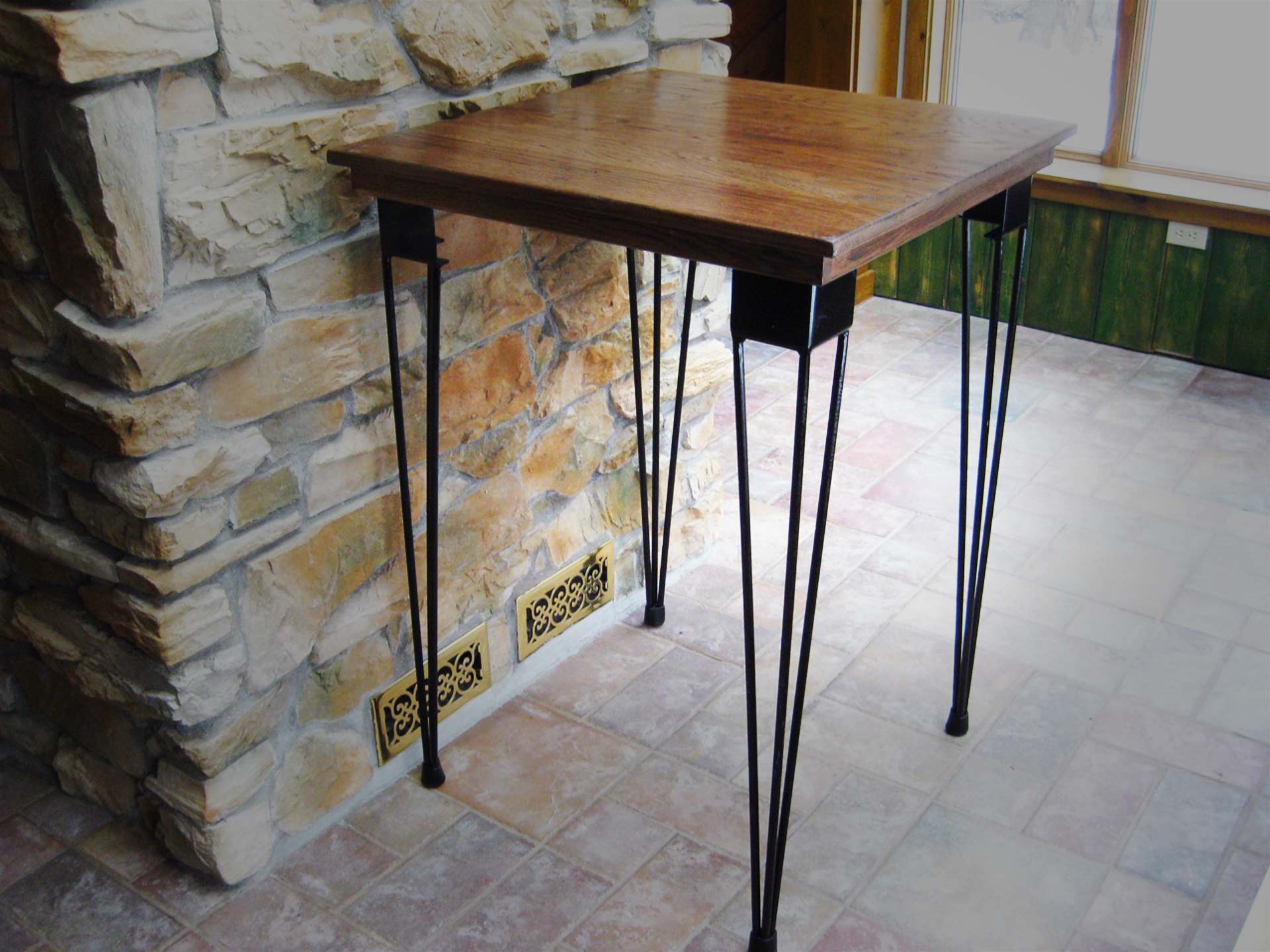 Pub Table – Coyote Creek