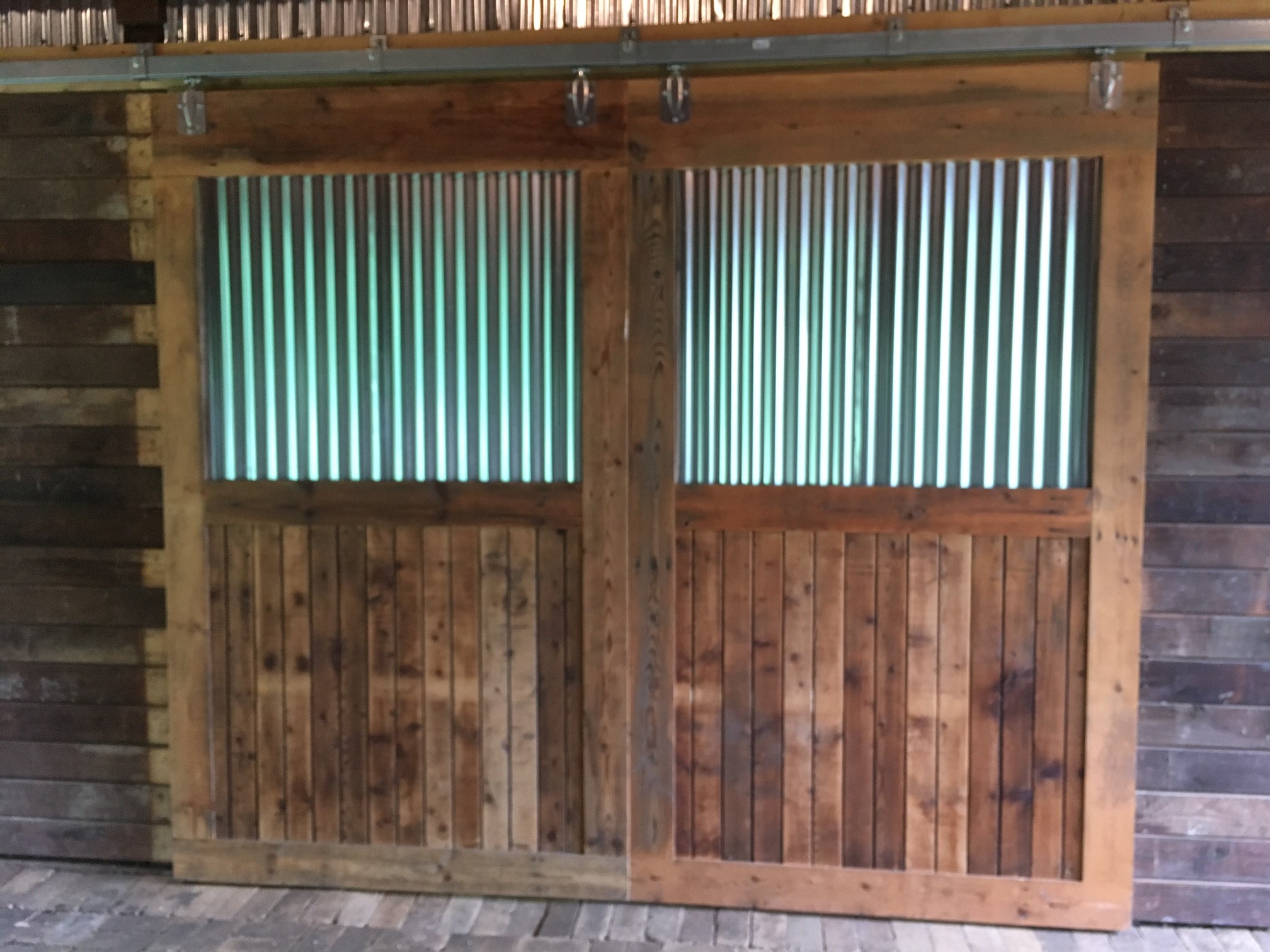 Custom barn doors – Coyote Creek